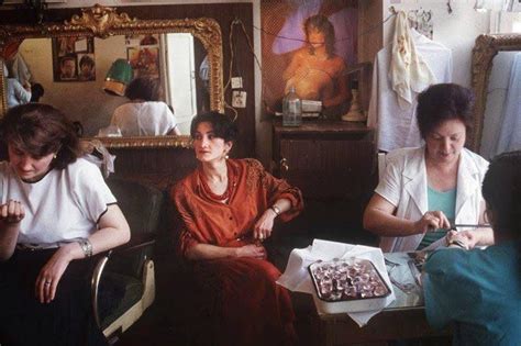 ჩემი ფოტო გადაღებულია 1992 წელს თბილისის სილამაზის სალონში ფოტოგრაფი მარკ რიბუ Facebook