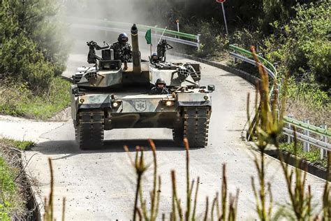 Rok 육군 [사진 8장] 육군 12사단 결전의 순간 전장을 지배하라 K1전차 전투사격