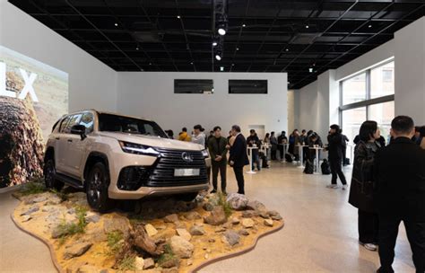 고급 승차감·극한의 오프로드까지···최고의 렉서스 Lx700h 국내 출시