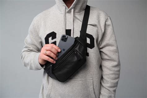 Сумка бананка чоловіча шкіряна універсальна плече пояс 799 грн Поясні сумки Дніпро на Olx