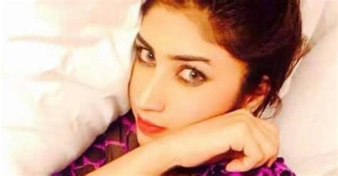 Sns 그만해 파키스탄 유명 모델 친오빠에 명예살인