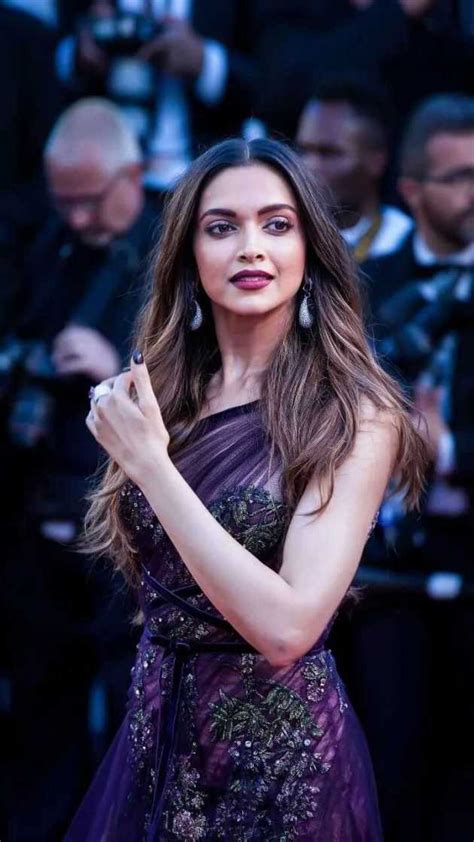 Top 10 Beautiful Girls In The World