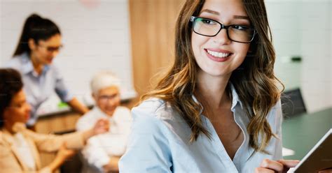 회사의 성공적인 사업가 Ceo 비즈니스 사무실 팀워크 기술 개념 사진 Unsplash의 세르비아 이미지