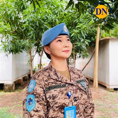 Цэргийн бүсгүй хөдөө хээр замд бусдын амь насыг аварчээ Dnn Mn