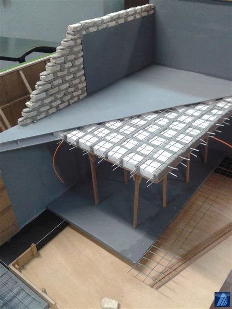 Монгол инженер