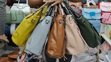 নিউ ডিজাইনার লেডিস বড় সাইজের কলেজ ব্যাগ কালেকশন New Design College Bag Collection Youtube