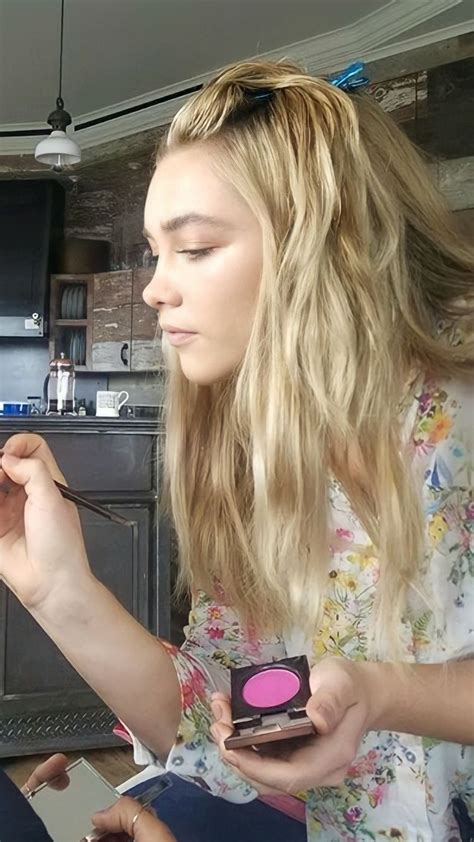 Florence Pugh Artofit