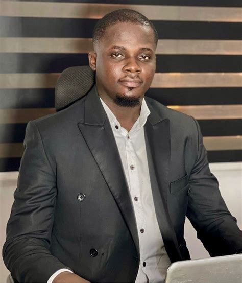 Naus Honors Data Analytics Expert Damilare Tiamiyu With Leadership Award Pm News