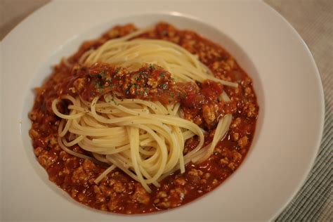 미트소스 스파게티와 또띠아 피자