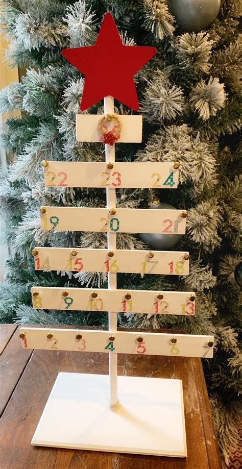 Farmhouse Diy Wooden Tree Advent Calendar Thrifty Nw Mom
