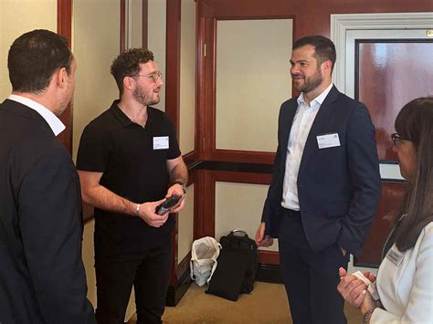 Roundtable Lunch With Sujeet Rana Gm Customer Experience And