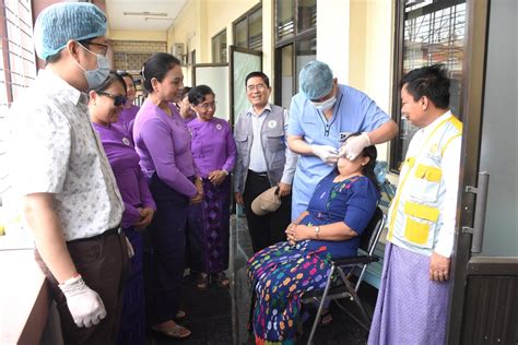 မြစ်ကြီးနားမြို့၌ နှုတ်ခမ်းကွဲ၊ အာခေါင်ကွဲ လူနာများခွဲစိတ်ပေးခြင်းနှင့် သက်ကြီးဘိုးဘွားများအား သ