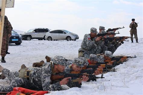 Хилийн цэргийн 0243 дугаар анги марш тактикаар тэргүүллээ