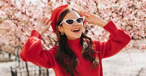 Модний одяг на весну 2025 що радять придбати експерти Hochu Ua