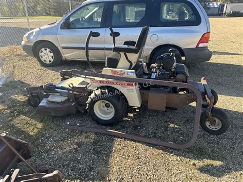 Grasshopper Zero Turn Lawn Mower Live And Online Auctions On