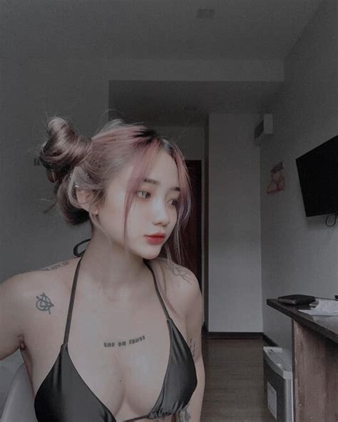 May Myat Noeaung 3066358021429948857483130855396621047432310n Porn
