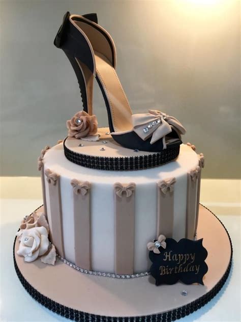 189 Best High Heeled Shoe Cakes Images On Pinterest Descendants Cake