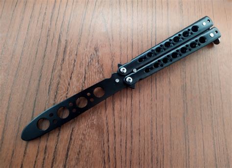 Тренировочный нож черный не острый детский для флиппинга на заклепках Тактическое снаряжение