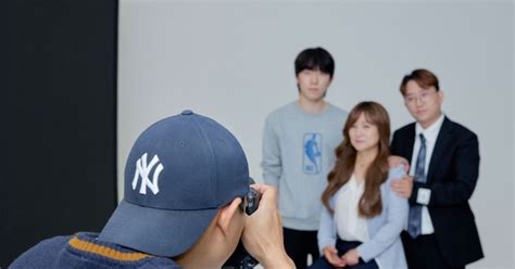 “새 옷 입고 가족사진 찍으세요” 무신사의 특별한 이벤트