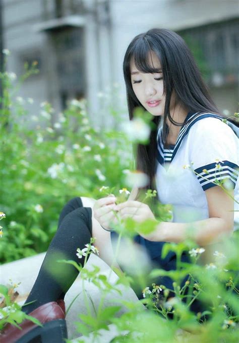 清純唯美學生妹美女，學生裝青澀迷人 每日頭條