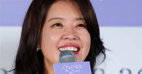 포토 김여진 제목보고 출연 피하고 싶었다