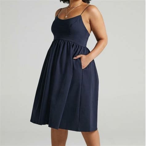 Wrong Size Clothes Design Fashion Style