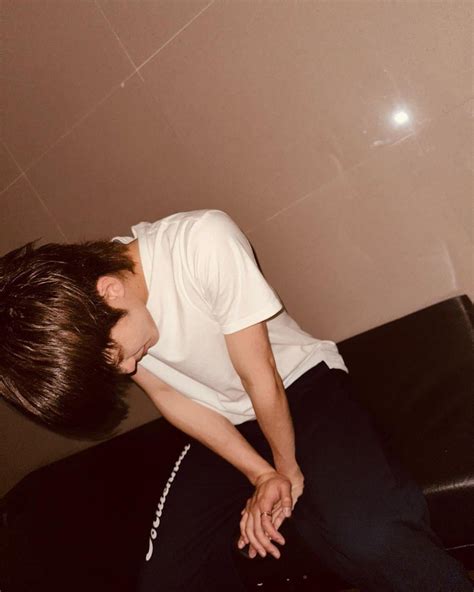 230501 Mark And Renjun Instagram And Twitter Updates With Jaemin And Jisung