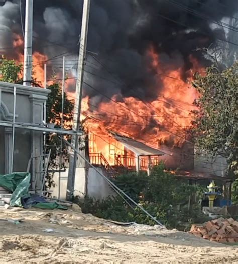 ដោយឥទ្ធិពលគ្រឿងញៀនធ្វើឲ្យបុរសម្នាក់នេះ ហ៊ានលើកដៃដុតផ្ទះខ្លួនឯង Khmerload Cambodia Latest News