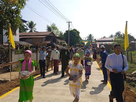 လှိုင်းဘွဲမြို့နယ်တွင် ၇၅ နှစ်မြောက် စိန်ရတုပြည်ထောင်စုနေ့ကို ကြိုဆိုဂုဏ်ပြုသောအားဖြင့် ကွန်ကရစ