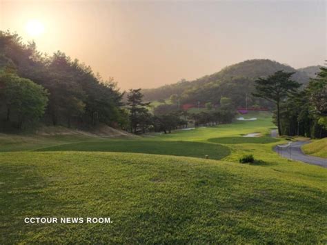 아크로cc 야간 라운딩 노캐디 2인 플레이 골프 코스 Cc투어 뉴스룸