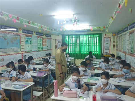 លោក ឈឹម ពិសិដ្ឋ នាយករងទទួលបន្ទុកចំណេះទូទៅនៃសាលាប៊ែលធីអន្តរជាតិទី១៦ សាខាផ្លូវកោងវេងស្រេង