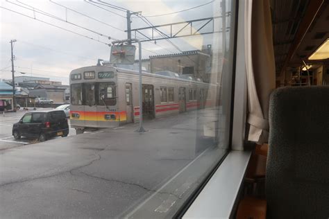 糸魚川富山2870円北陸新幹線と富山地鉄の特急を乗り継ぐ糸魚川13 30新黒部電鉄富山15 06 西浦特急 鉄道と旅のブログ