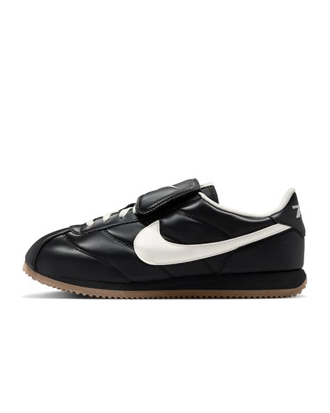 Black Nike Cholo Shoes