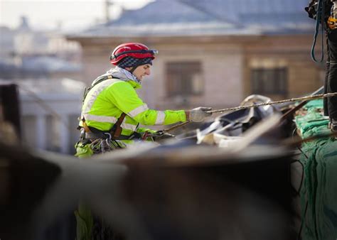 How Ultrasonic Sensors And Artificial Intelligence Improve Condition Monitoring Applications