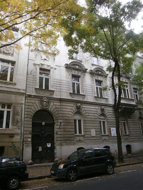 Molnár Erik Emléktábla Antik Tárgyak és Múltidéző Kirándulások