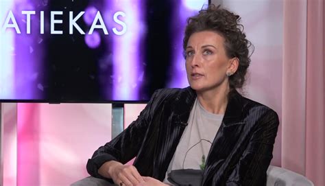 Žurnāls Psiholoģe Un Seksualitātes Pētniece Kristīne Balode Piedzīvo Pārmaiņas ģimenē
