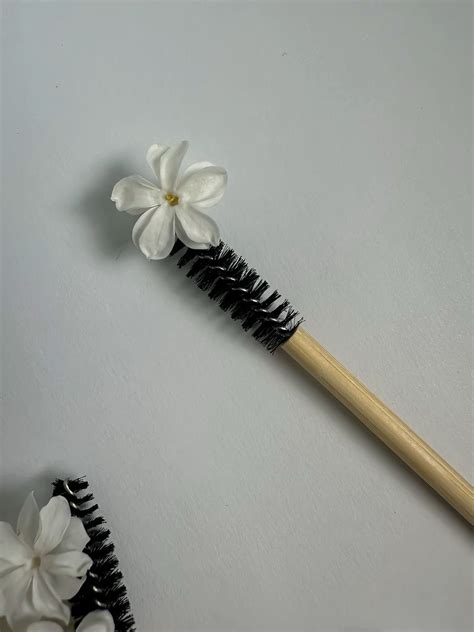 Пин от пользователя НАРАЩИВАНИЕ РЕСНИЦ КРАСНОДАР на доске Быстрое сохранение в 2025 г Ресницы