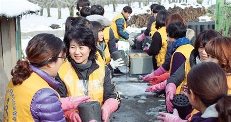 이웃들에 일상의 기쁨 전달 하나님의교회 세계복음선교협회 안상홍님 하나님의교회 세계복음선교협회 안상홍님 는 어려운 사람들을 돕는 것과 함께 주변 이웃들의 일상에 기쁨과