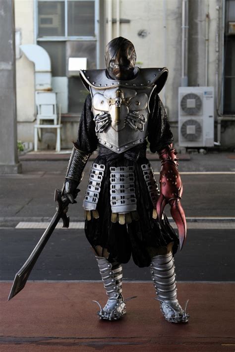 鎧武者怪人 不完全体 仮面ライダー図鑑 東映