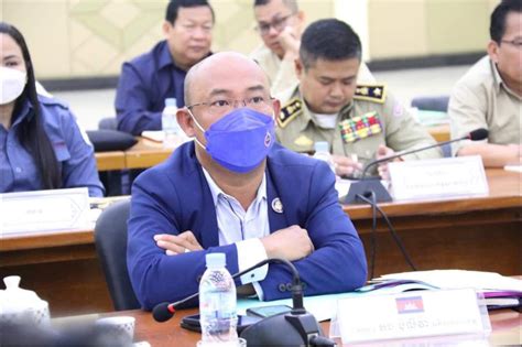 កិច្ចប្រជុំសាមញ្ញ លើកទី៤១ ឆ្នាំទី៤ អាណត្តិទី៣ របស់ក្រុមប្រឹក្សាខេត្តស្វាយរៀង សារព័ត៌មាន នគរវត្ត