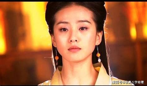 倚天后传：张三丰首级悬挂午门之上，张无忌娶第二位老婆成为剑魔陈友谅赵敏黄衫