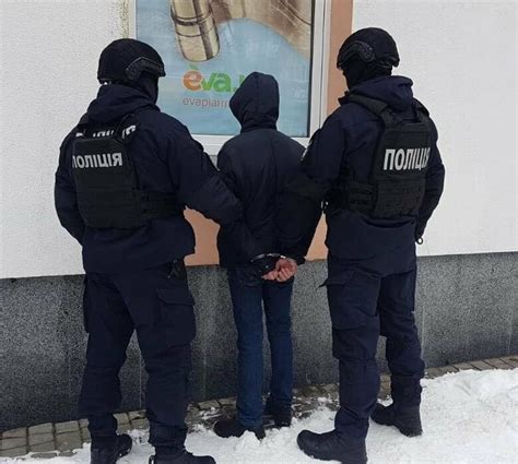 У Червонограді поліція викрила наркозбувача ФОТО Новини