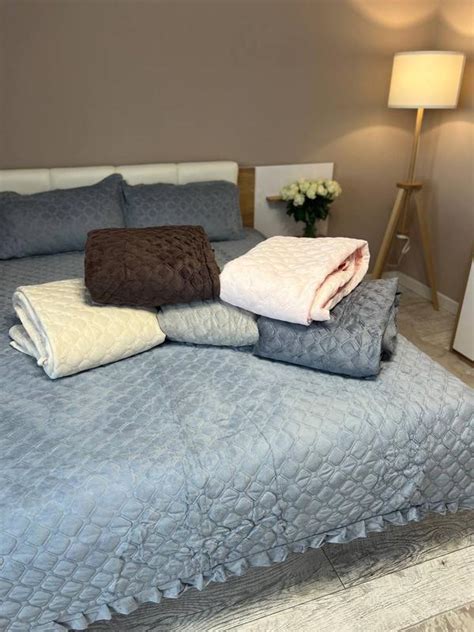 Велюрове покривало покривало наволочки — ціна 1225 грн у каталозі Покривала Купити товари для