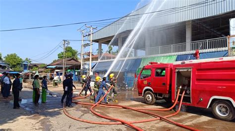 ကျိုက်မရောမြို့ မြို့မစျေးကြီး၌ မီးငြှိမ်းသတ်နည်း လက်တွေ့သရုပ် ပြသ Information And Public
