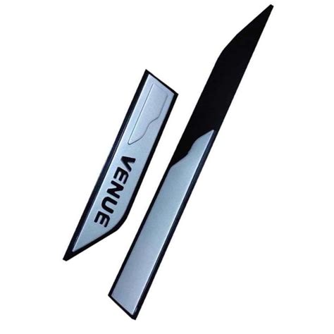 Hyundai Venue Side Cladding Black And Silver Color