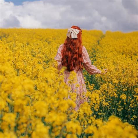 عکس دخترانه شیک و باکلاس برای پروفایل عکس دخترانه زیبا