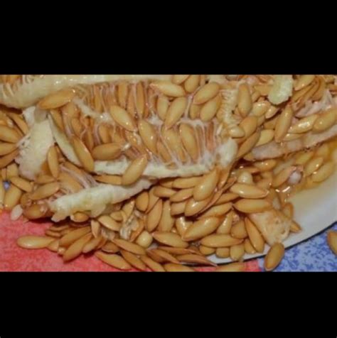 Никога не изхвърлям тези семки варя от тях чай Може да спаси нечий живот За Жената