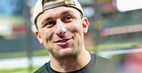 Johnny Manziel Gives Boxing A Shot Will Fight Bob Menery On May 23