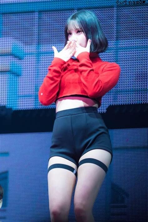 통통한 허벅지 미녀 여자친구 은하if 유머움짤이슈 에펨코리아