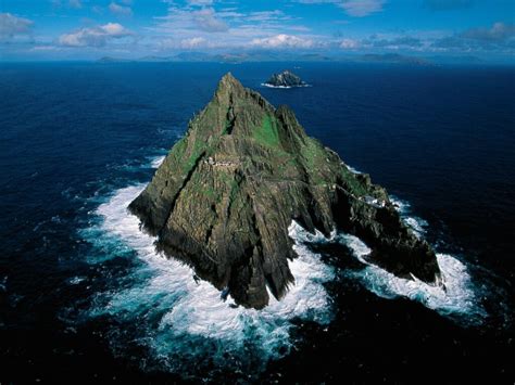 Skellig Michael Awe Inspiring Places